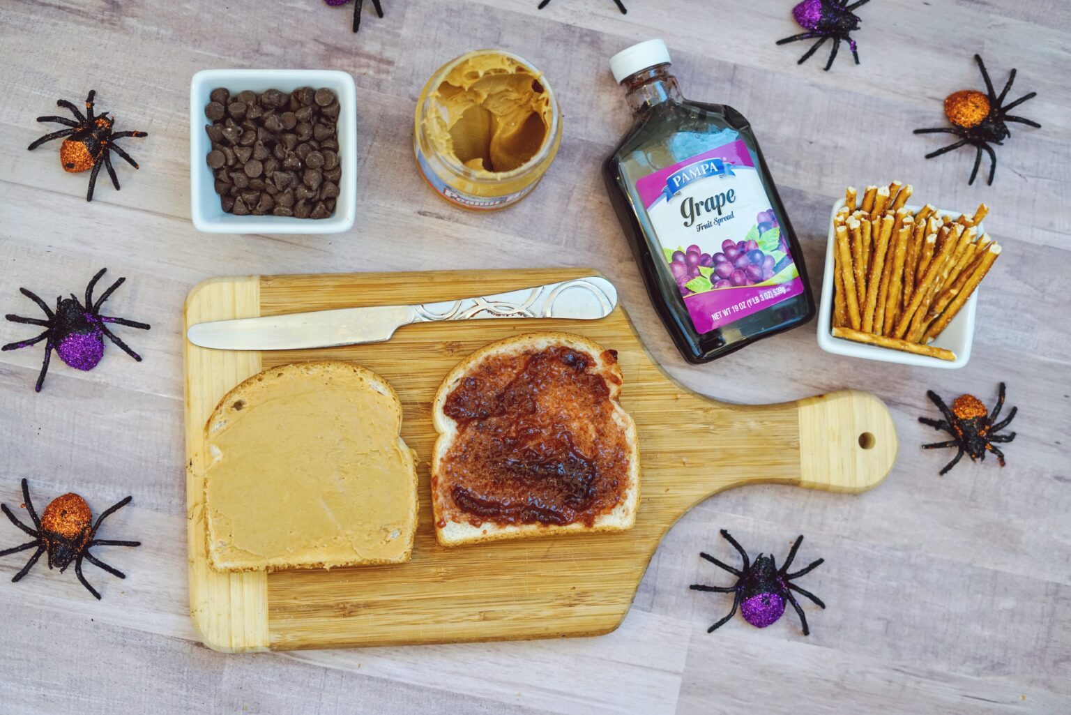 Quick and Easy Halloween Spider Sandwiches for School Lunches - Kiss My ...